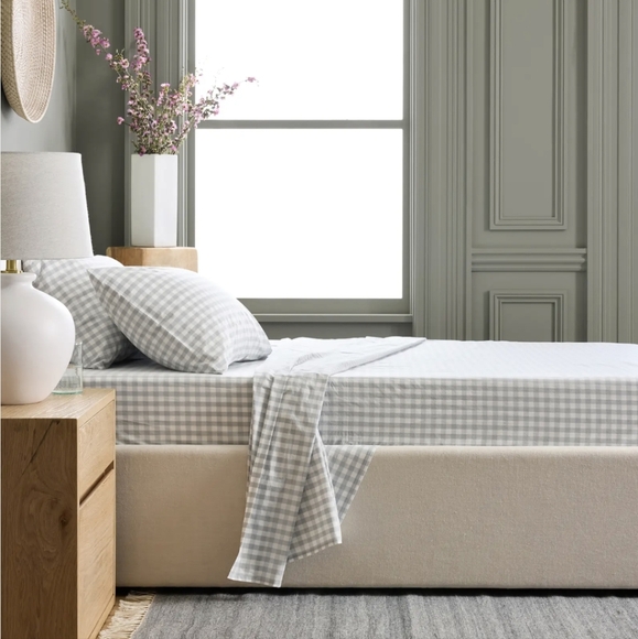 Bedding | New Quince Classic Organic Percale Gingham Queen Sheet Pillow ...